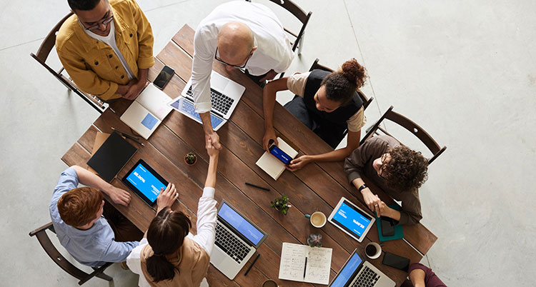 5 SECRETS TO HIGHLY EFFECTIVE TEAMS